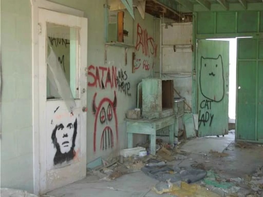 ESCAPE POINT 4 - Jouez à ESCAPE POINT 4 sur Humoq